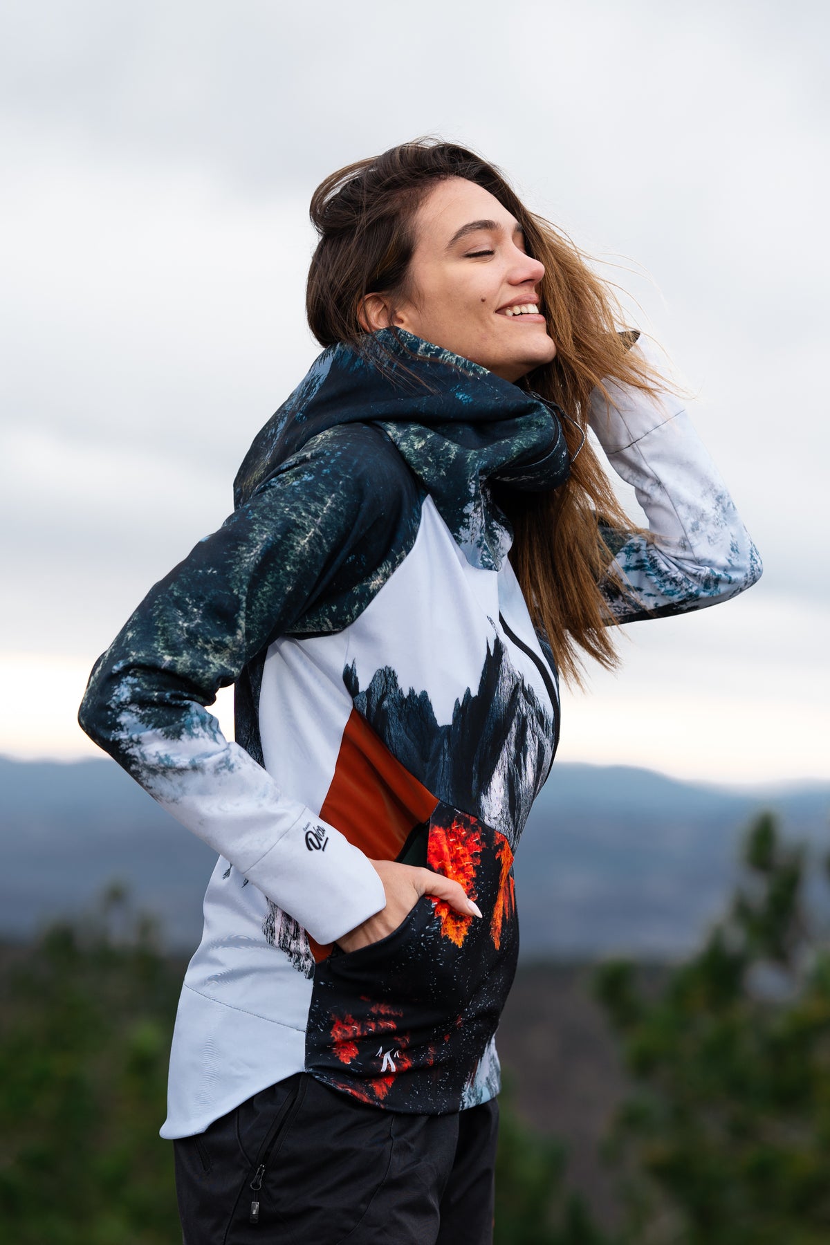 W's Colorful New Hoodie | Wacky Sheep